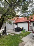 Prodajem kucu u Batajnici u lepom kraju