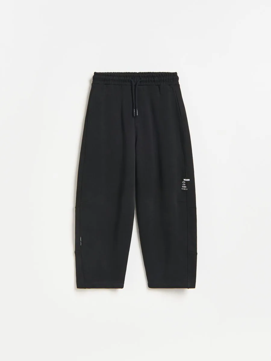 Pamučne barrel pantalone