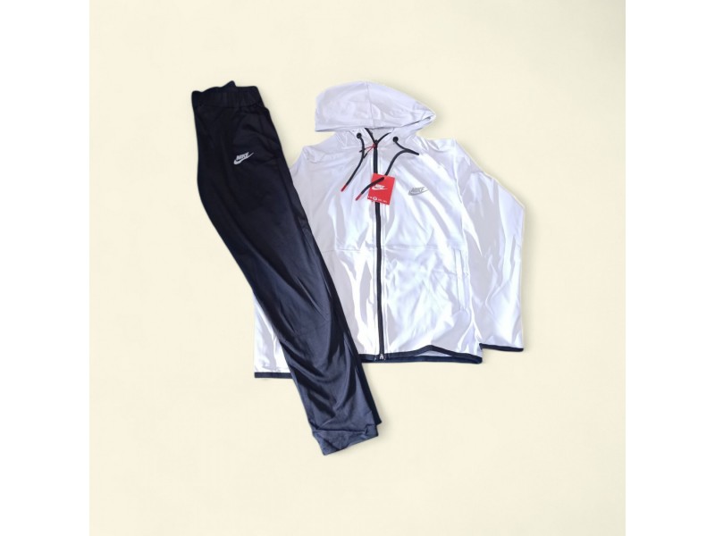 Ženska trenerka Nike XL