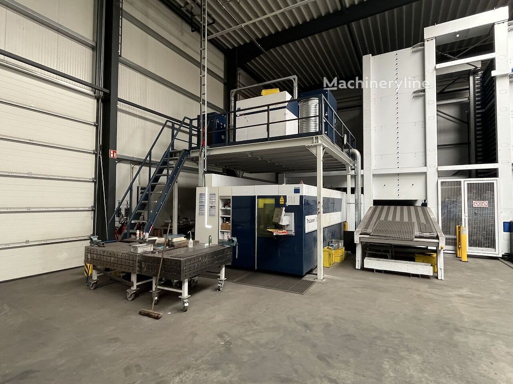 Trumpf LASER CUTTING MACHINE TRUMPF TRULASER 3030 FIBER (L49), 6000 WAT mašina za lasersko sečenje
