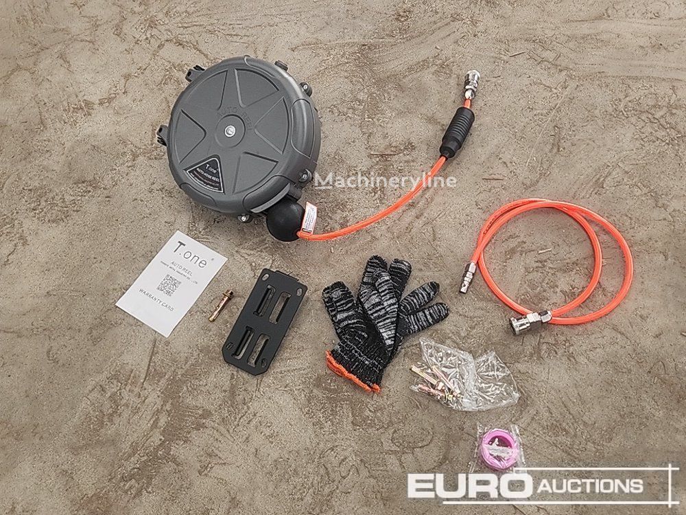 Prodaje se 33ft Retractable Air Hose Reel pneumatski alat na aukciji