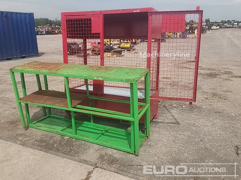 Prodaje se Oil Storage Cage, Steel Work Shop Benches (3 of) mrežasti kontejner na aukciji