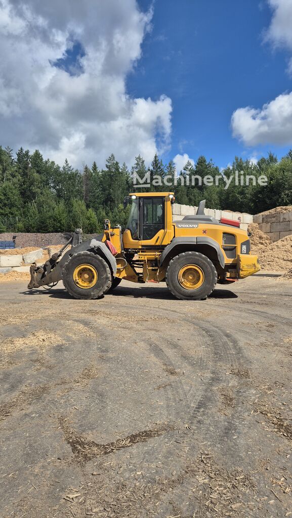 Volvo L120 prednji utovarivač