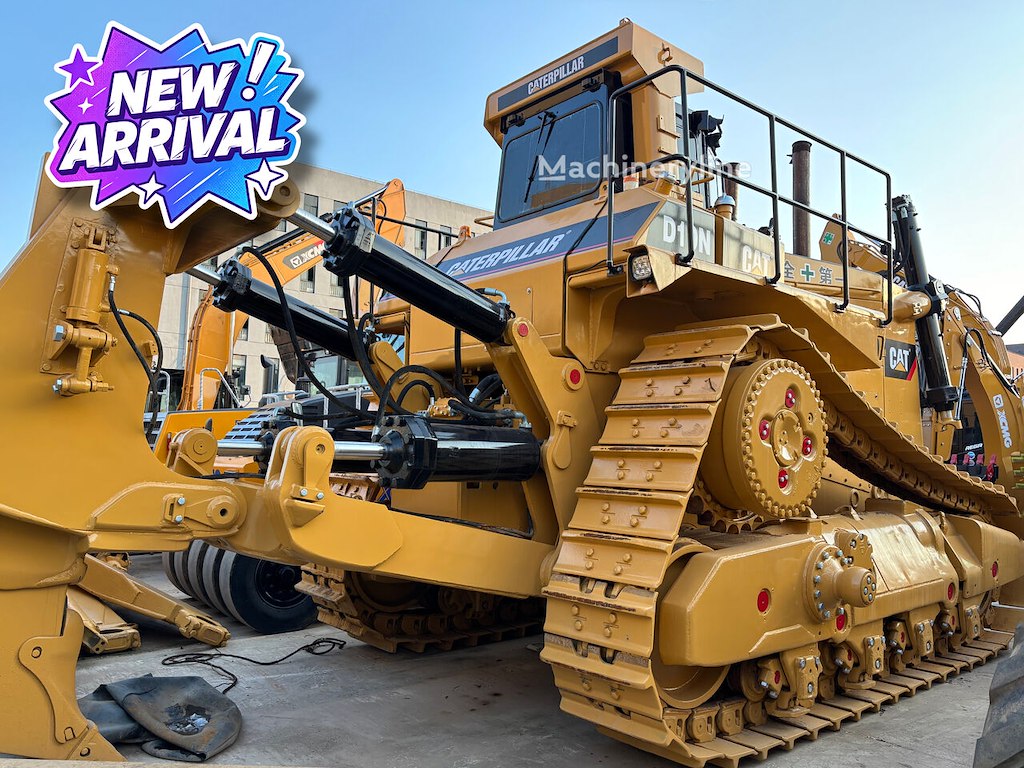 Caterpillar D10N buldožer