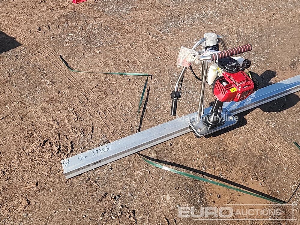 Prodaje se 2m Petrol Vibrating Screed vibro letvu na aukciji