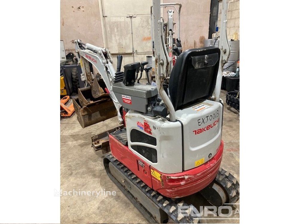 Prodaje se Takeuchi TB210R mini bager na aukciji