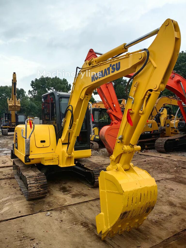 Novi Komatsu PC56-7 mini bager