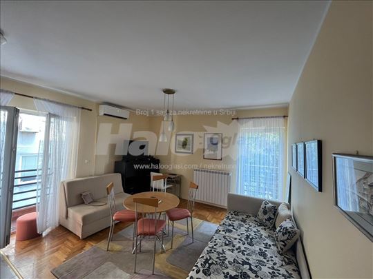 Dvosoban 46 m², Karaburma, novija zgrada