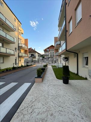 Izdaje se - Moderan stan (50m2)