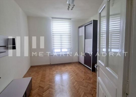 Tašmajdan, Desanke Maksimović (ID: 1332) ID#1332