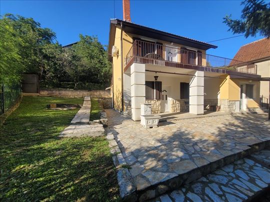 Banja Vrujci kuća sa bazenom