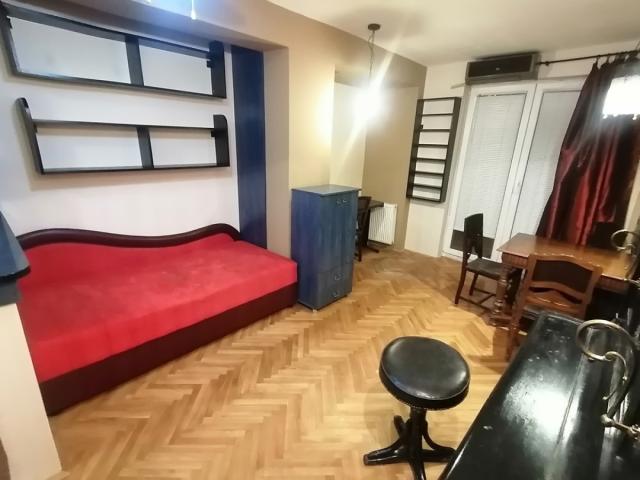 Nameštena garsonjera 22m2 na odličnoj lokaciji - Socijalno