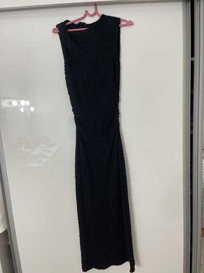 Zara haljina uska crna