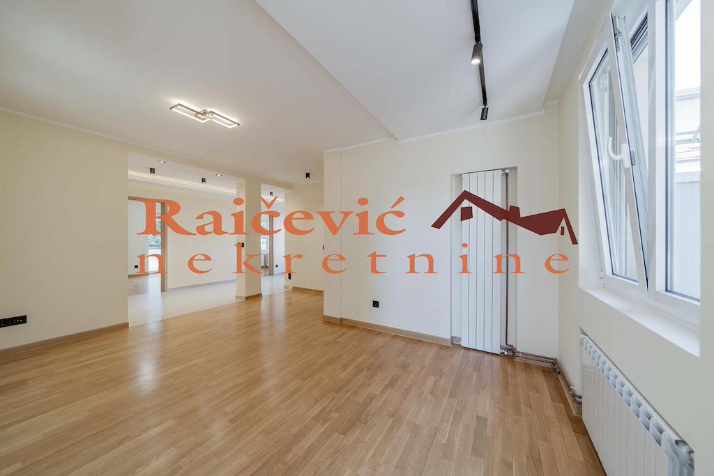 Stan, Beograd – Vozdovac | Prodaja · 123m² · 300.000€