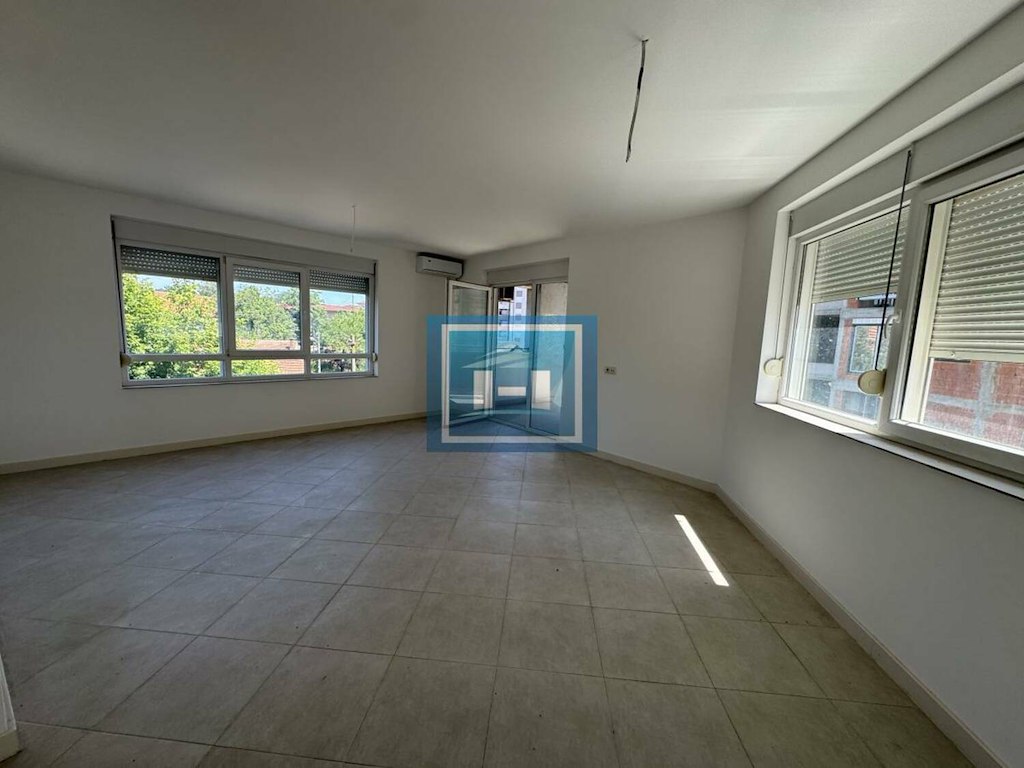 Cetvorosoban stan, Paraćin | Prodaja · 97m² · 140.000€