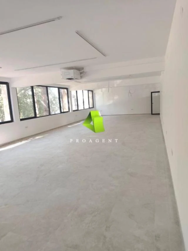Renoviran poslovni prostor u Mašinskoj ID#8654