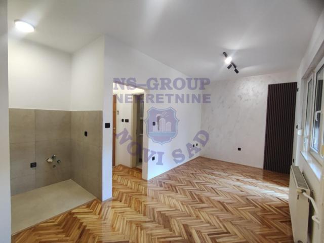 Garsonjera 22m2 Socijalno
