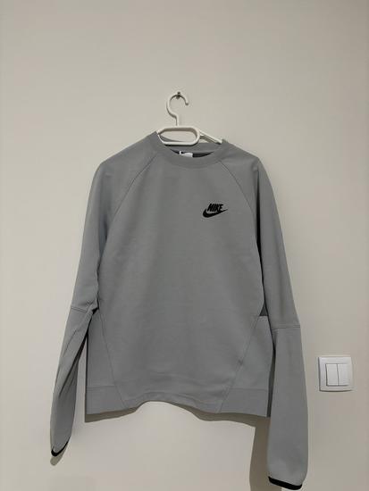 Nike duks