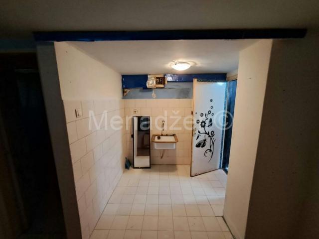 Zemun Polje, garsonjera, 20m2