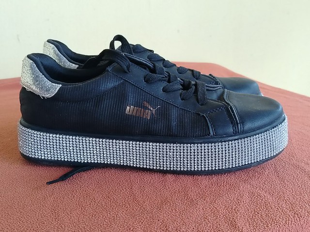 Zenske patike Puma cabin37-500 din