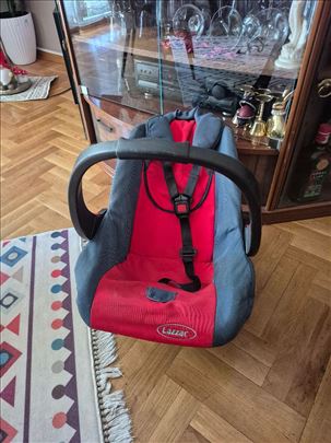 Sedište za decu Lazzar kao novo