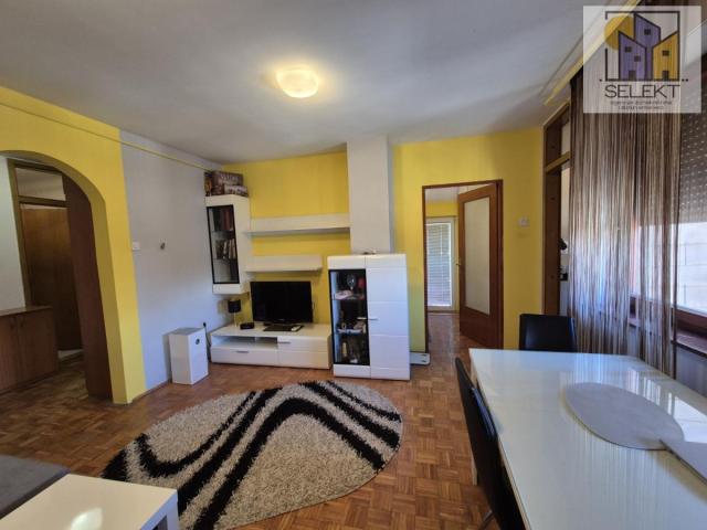 Dvosoban stan od 60m2 sa dve terase u centru grada