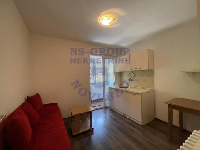 Jednosoban na Satelitu