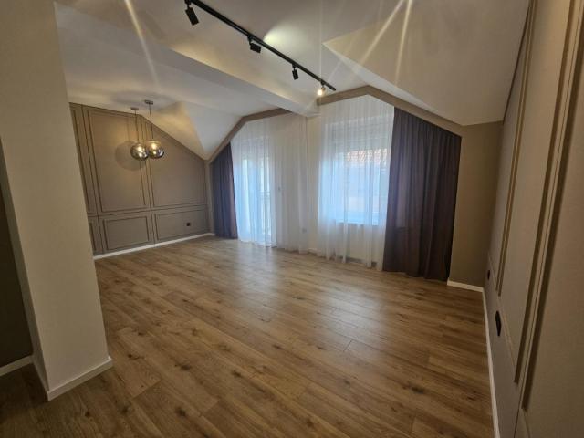 Dvosoban stan 58 m², Bulevar Oslobođenja, Novi Sad