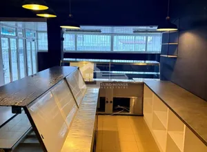 Izdavanje Lokal - Beograd, Čukarica: Sremčica - Rušanj