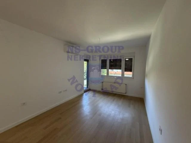 Odličan dvosoban stan na Novom naselju!