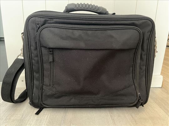 Laptop torba – čvrsta, zaštitna, sa više pregrada