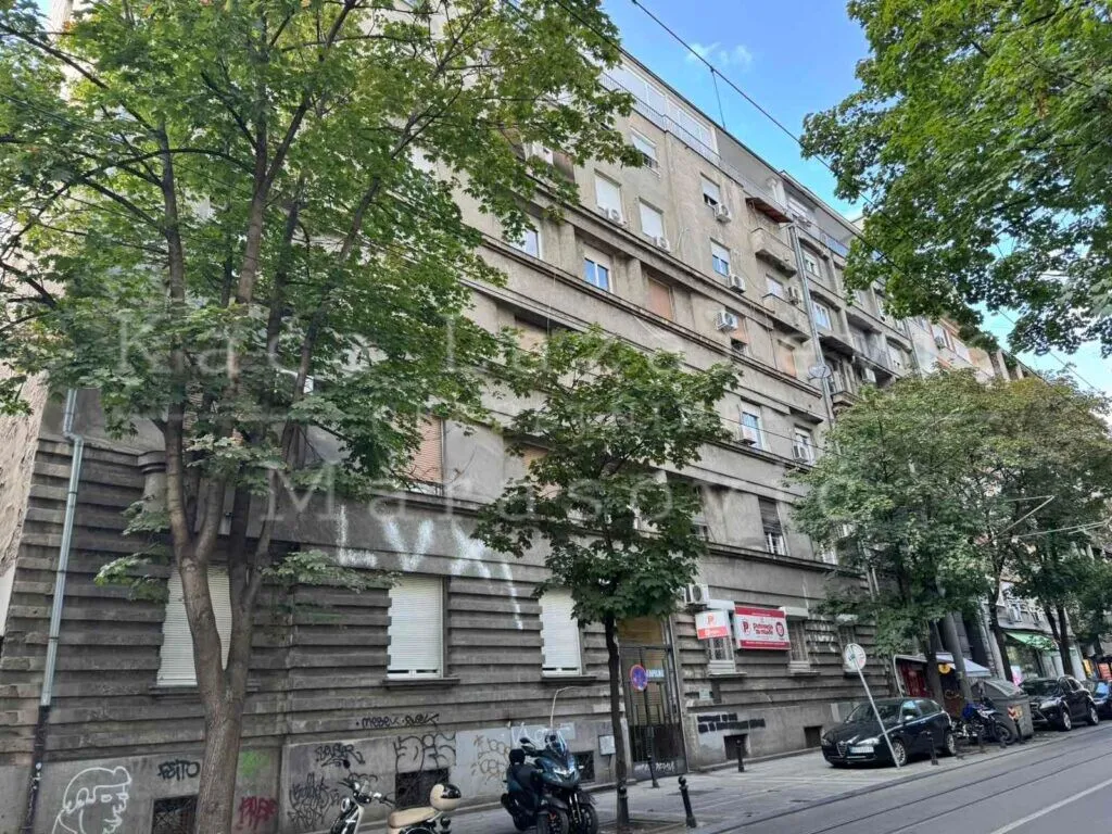 Prodaja, četvorosoban stan, 138m², Vračar Centar, Vračar Sve Podlokacije