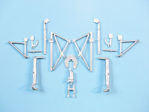 NEW! Scale Aircraft Conversions 32202 de Havilland Hornet F.Mk.3 and PR.2 - Landing Gear (for DBMK Kits)