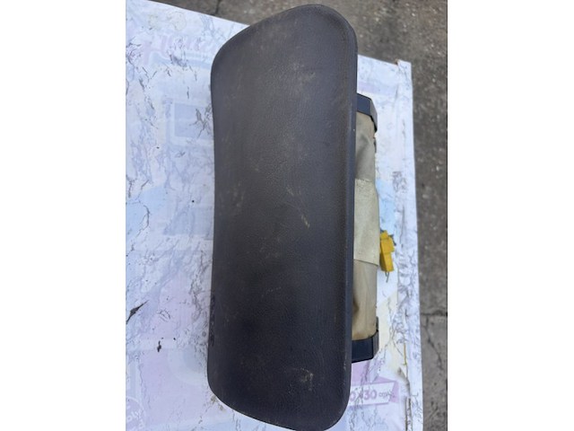 Daewoo Nubira 1 airbeg table