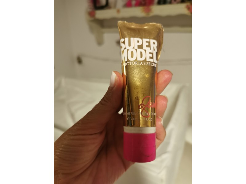 Victoria's secret super model losion za telo