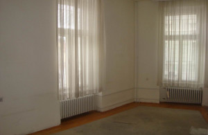 Prodajem Poslovni Prostor, Centar