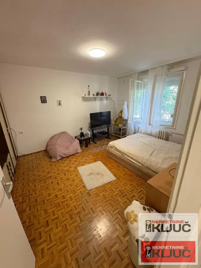 BULEVAR KRALJA PETRA I, 37m2, Jednosoban