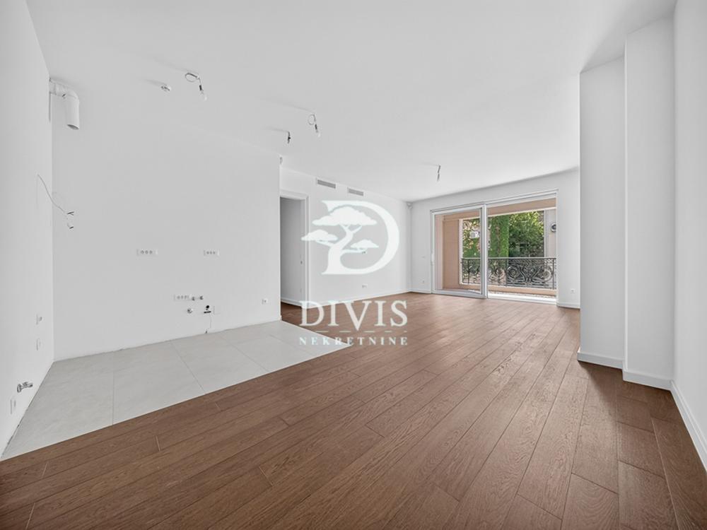 Katanićeva, Četvorosoban stan na prodaju, 132m2, 765.000€