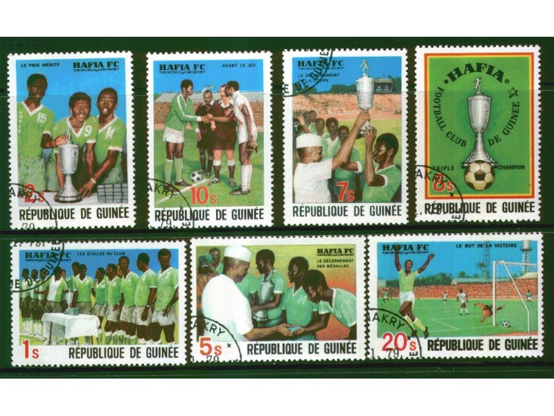 442 - Gvineja - Fudbal - žigosana serija