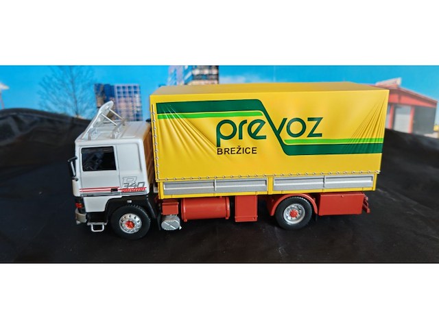 Legendarni kamioni br. 38 Renault R340