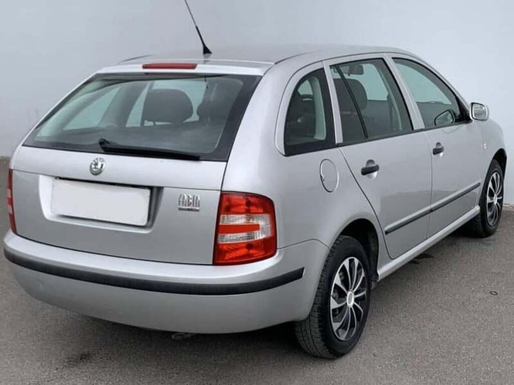 ŠKODA FABIA I KARAVAN - KOMPLETAN AUTO U DELOVIMA | Kompletan auto