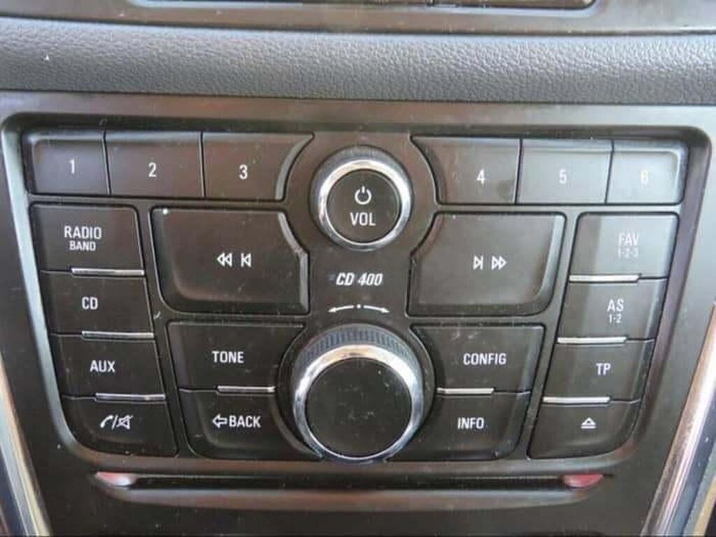 RADIO / CD ZA OPEL MOKKA | Polovni originalni delovi za Opel Mokka