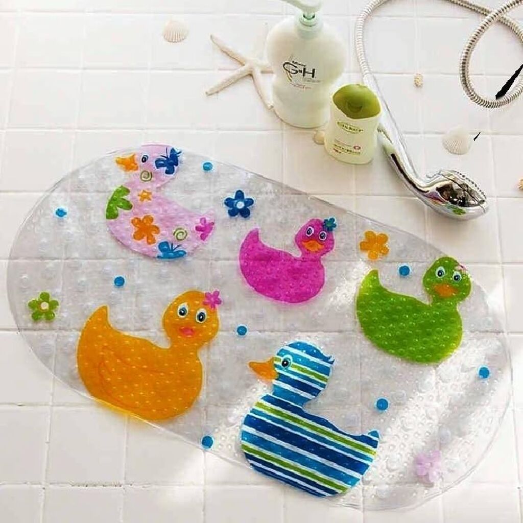 Neklizajuća podloga za kupanje „Pačići“ - Dimenzije: 69 × 39 cm -