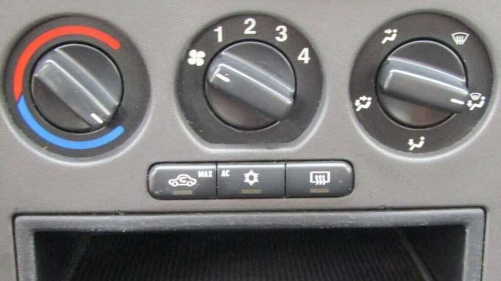 KONZOLA KLIME ZA OPEL ASTRA G OD 1998. DO 2009. GOD. | Polovni