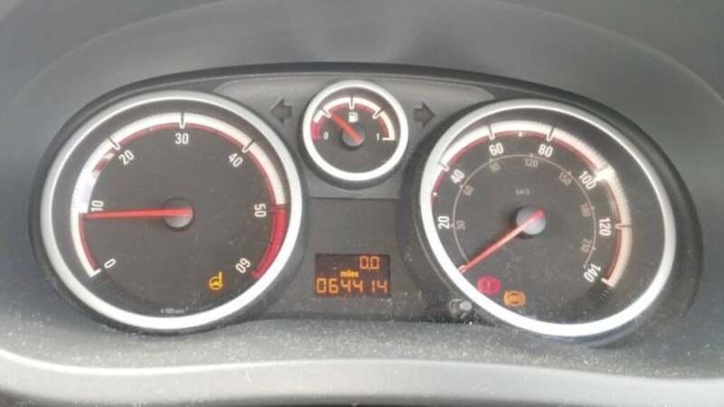 KILOMETAR SAT ZA OPEL CORSA D OD 2006. DO 2014. GOD. | Polovni