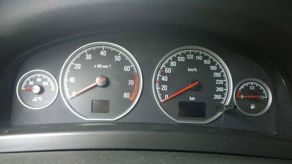 KILOMETAR SAT ZA OPEL VECTRA C OD 2002. DO 2008. GOD. | Polovni