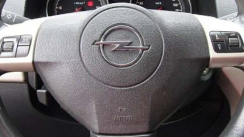 AIRBAG VOLANA ZA OPEL ASTRA H OD 2004. DO 2014. GOD. | Polovni