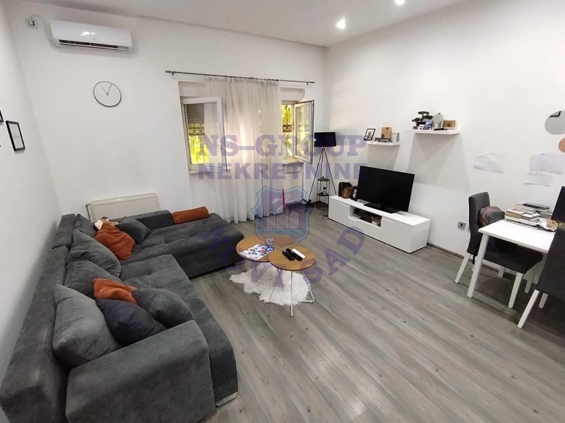 Grbavica, Novi Sad