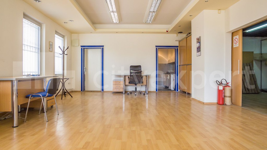 Poslovni prostor za izdavanje BEZ PROVIZIJE: Ostalo, 120m², Dr Ivana Ribara, Novi Beograd - 1800€