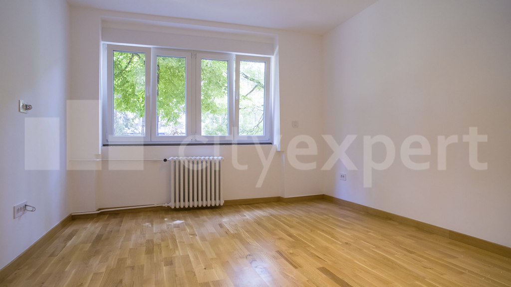 Poslovni prostor za izdavanje BEZ PROVIZIJE: Ostalo, 57m², Vrtlarska, Zemun - 900€